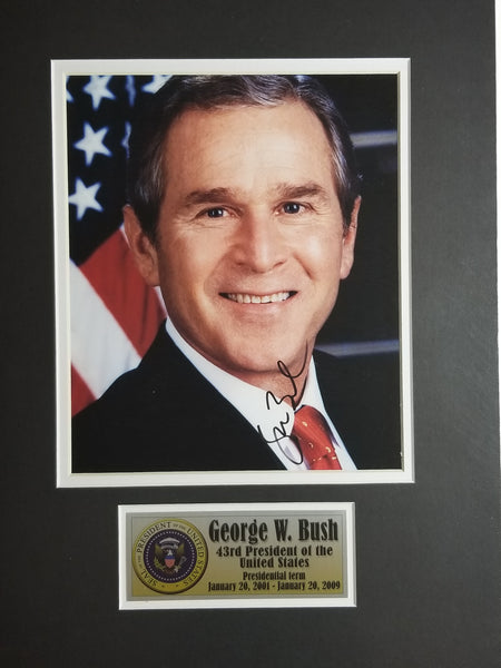 Signed photo of George W Bush – Celebrity Connections